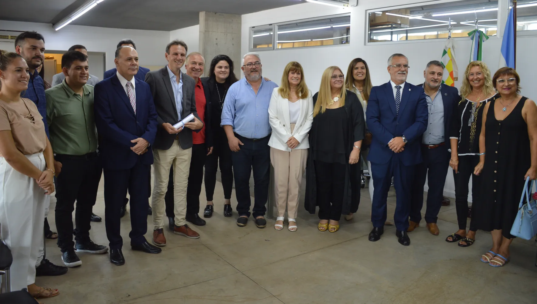 Fernando Cuadra recibe su diploma como intendente electo de Fontana